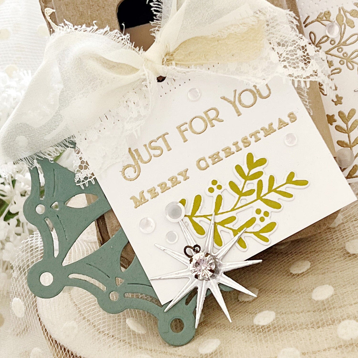 Starburst Baubles Die – The Greetery