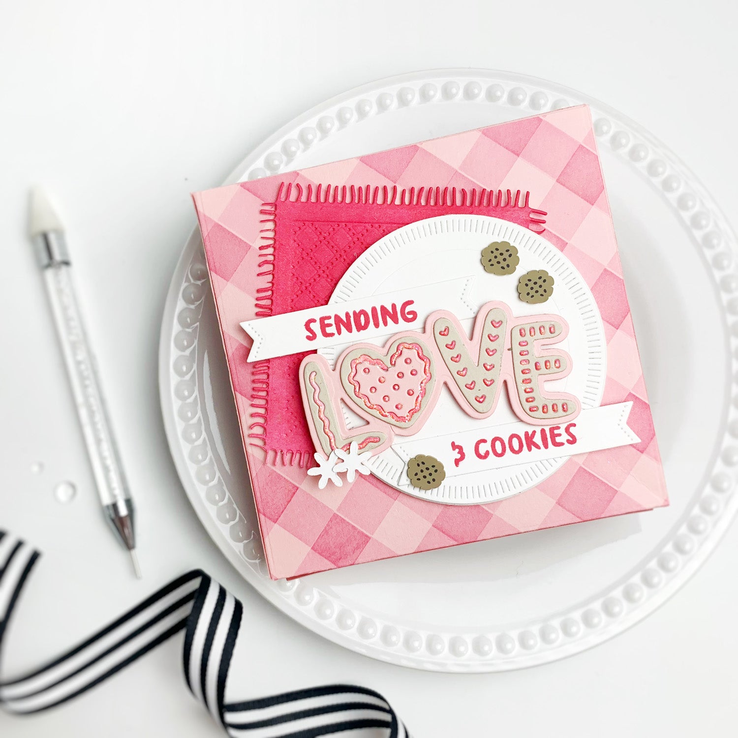 Love & Cookies Die – The Greetery